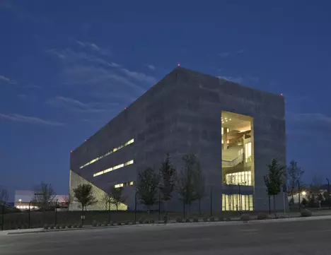 Centro Roberto Garza Sada de Arte Arquitectura y Diseño của Tadao Ando