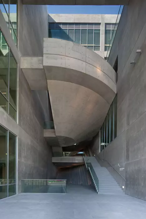 Centro Roberto Garza Sada de Arte Arquitectura y Diseño, avtor Tadao Ando