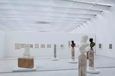 Louvre Lens oleh SANAA dan Imrey Culbert