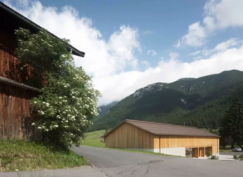 Casa de aldea Steinberg am Rofan por Bernardo Bader Architekten