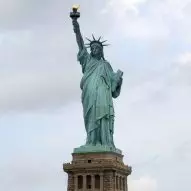 Akpọrọ Statue of Liberty dị na New York aha saịtị ihe nketa ụwa na 1984