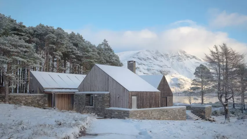 Dům roku 2018: Lochside House od HaysomWardMiller Architects