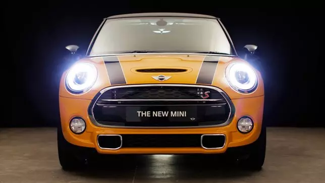 Dezeen மற்றும் MINI எல்லைகள்