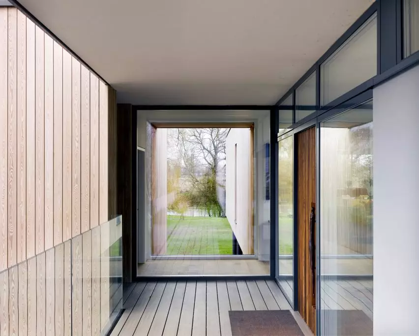 Narula House eftir John Pardey Architects