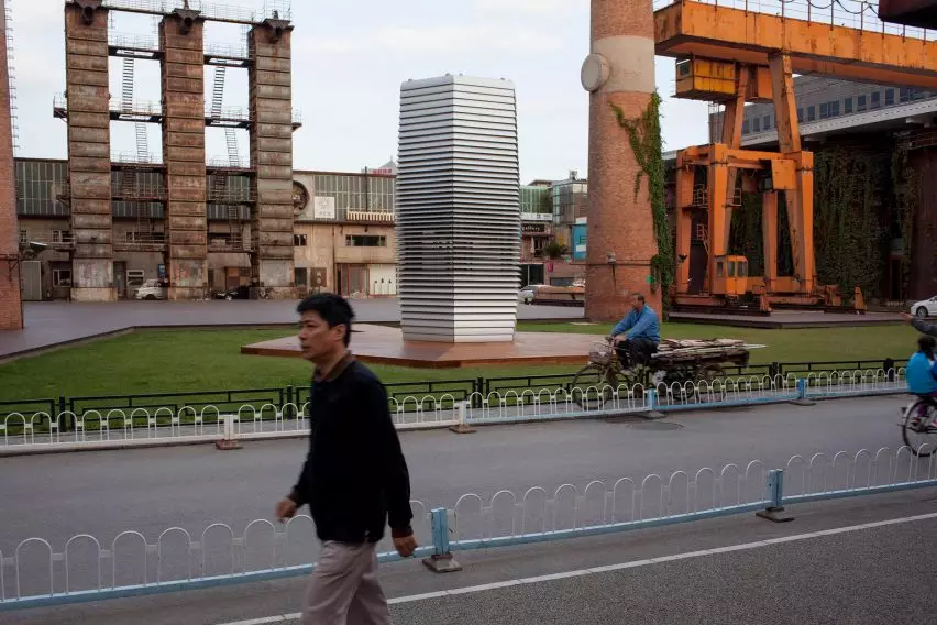 Torre livre de poluição atmosférica em Pequim