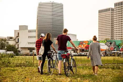 Menara Bebas Asap dening Daan Roosegaarde