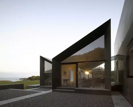 Bahay sa Goleen ni Niall McLaughlin Architects