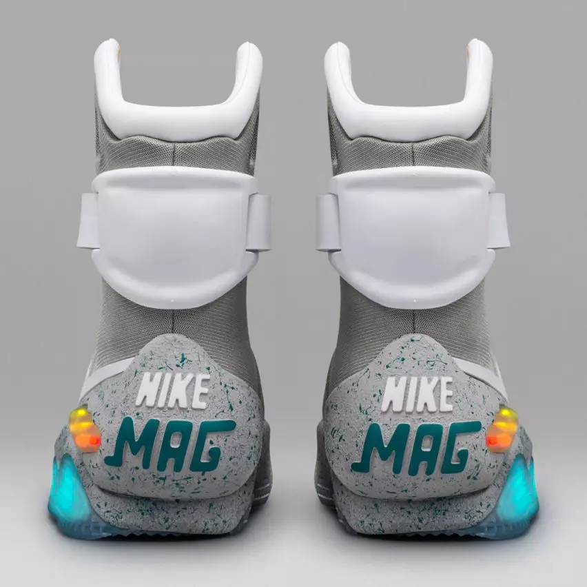 Nike Mag selbstschnürende Schuhe