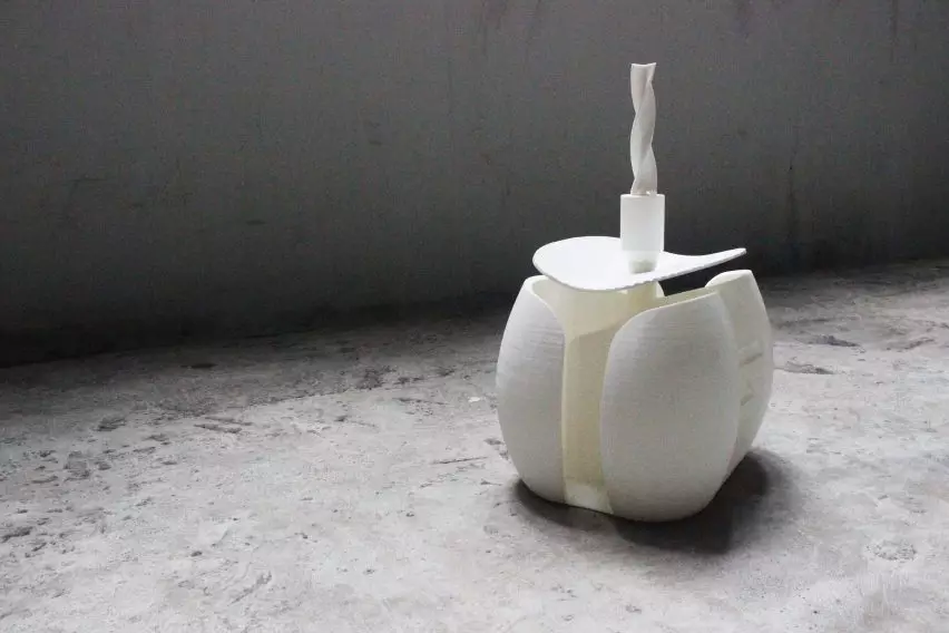 Spark Architects loovad 3D-prinditud tualeti, mis toodab elektrit