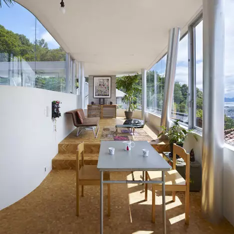 Toda House dening Kimihiko Okada