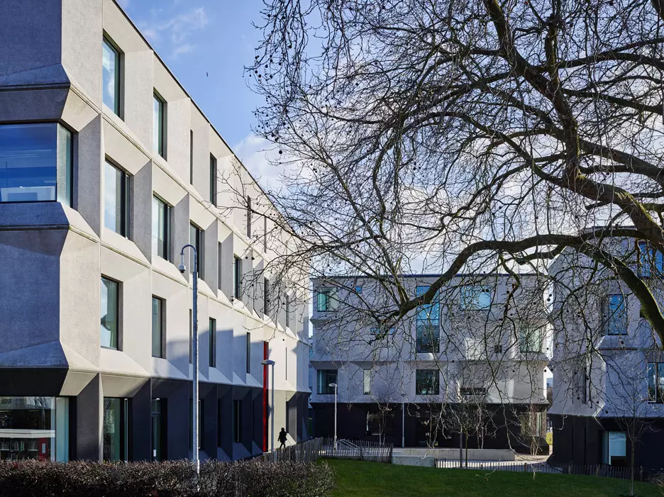 RIBA-Stirling-Prize-2015_Burntwood-School-Wandsworth_Allford-Hall-Muineachán-Morris_dezeen_936_1