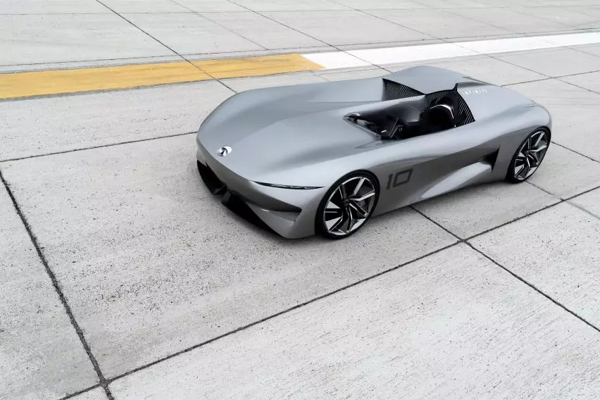 Infiniti'nin Prototip 10'u, klasik speedster'a modern bir dokunuş