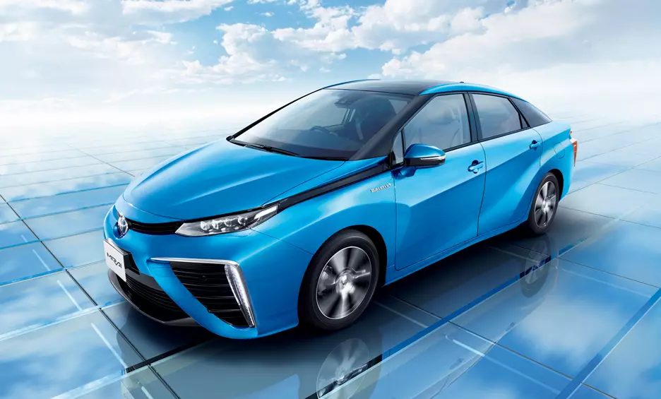 Toyota-Mirai- ဟိုက်ဒရိုဂျင်-လောင်စာ-ဆဲလ်-သုည-ထုတ်လွှတ်မှု-ဒီဇိုင်း-နည်းပညာ-dezeen
