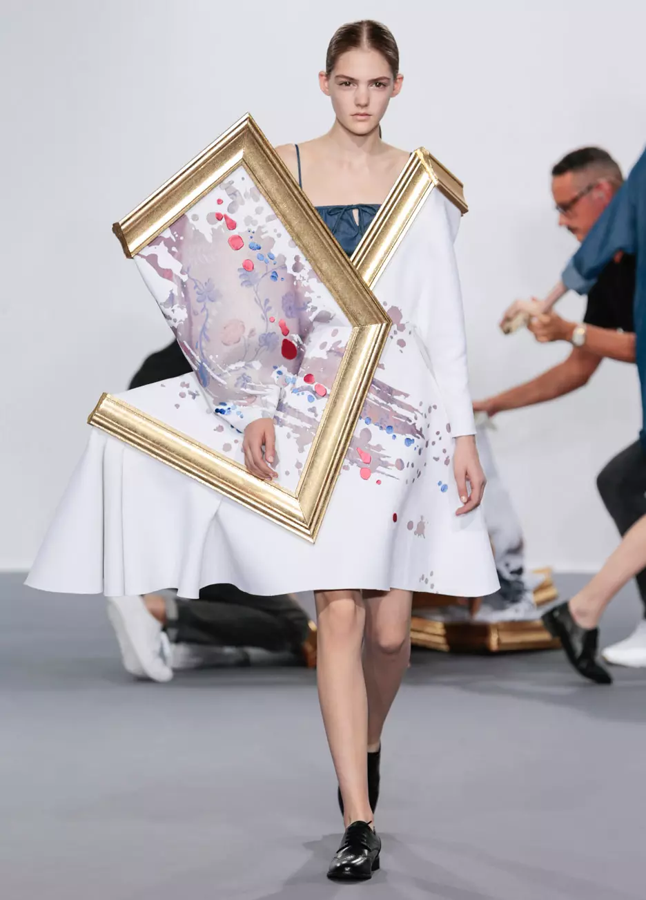 Kiyiladigan san'at to'plami, 2015 yil kuz-qishi, Viktor va Rolf