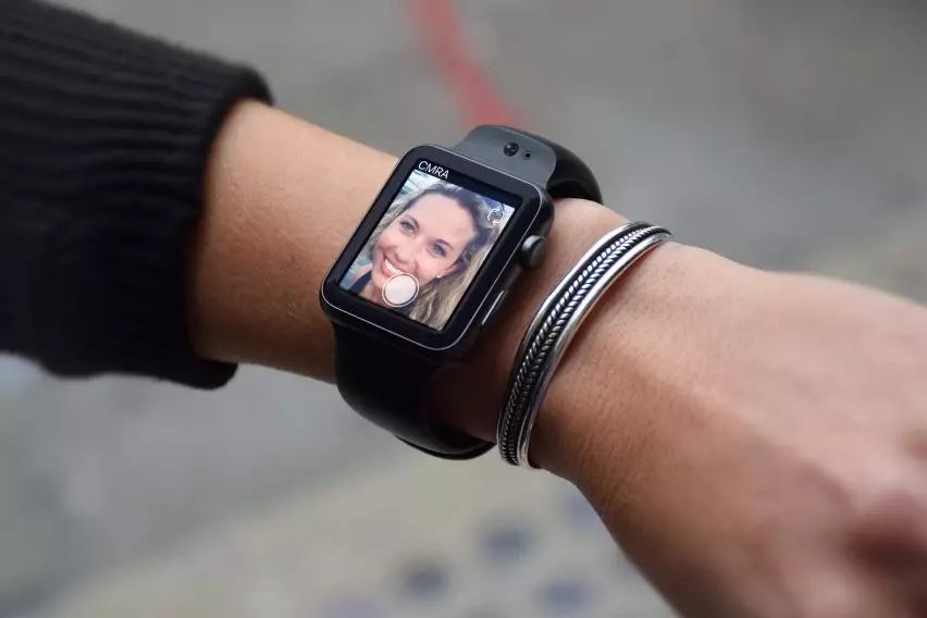 cmra-band-for-apple-watch-ideo-design-_dezeen_2364_col_0