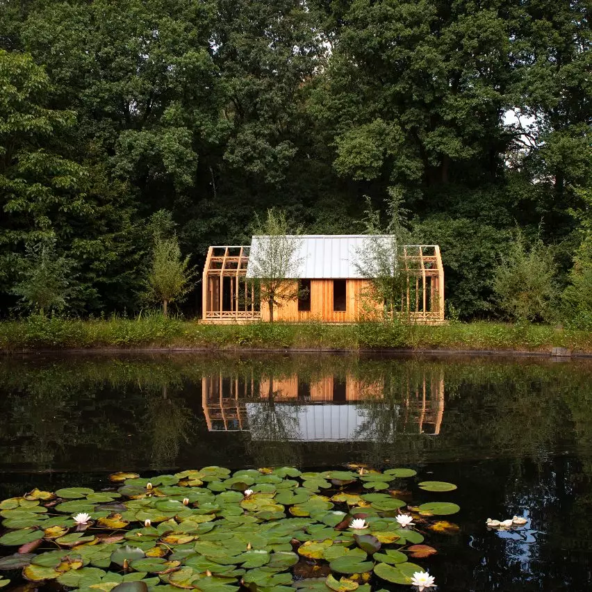 Garden House by Caspar Schols