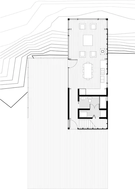 Ang Cliff House ni MacKay-Lyons Sweetapple Architects nahimutang sa ibabaw sa usa ka bato nga nawong