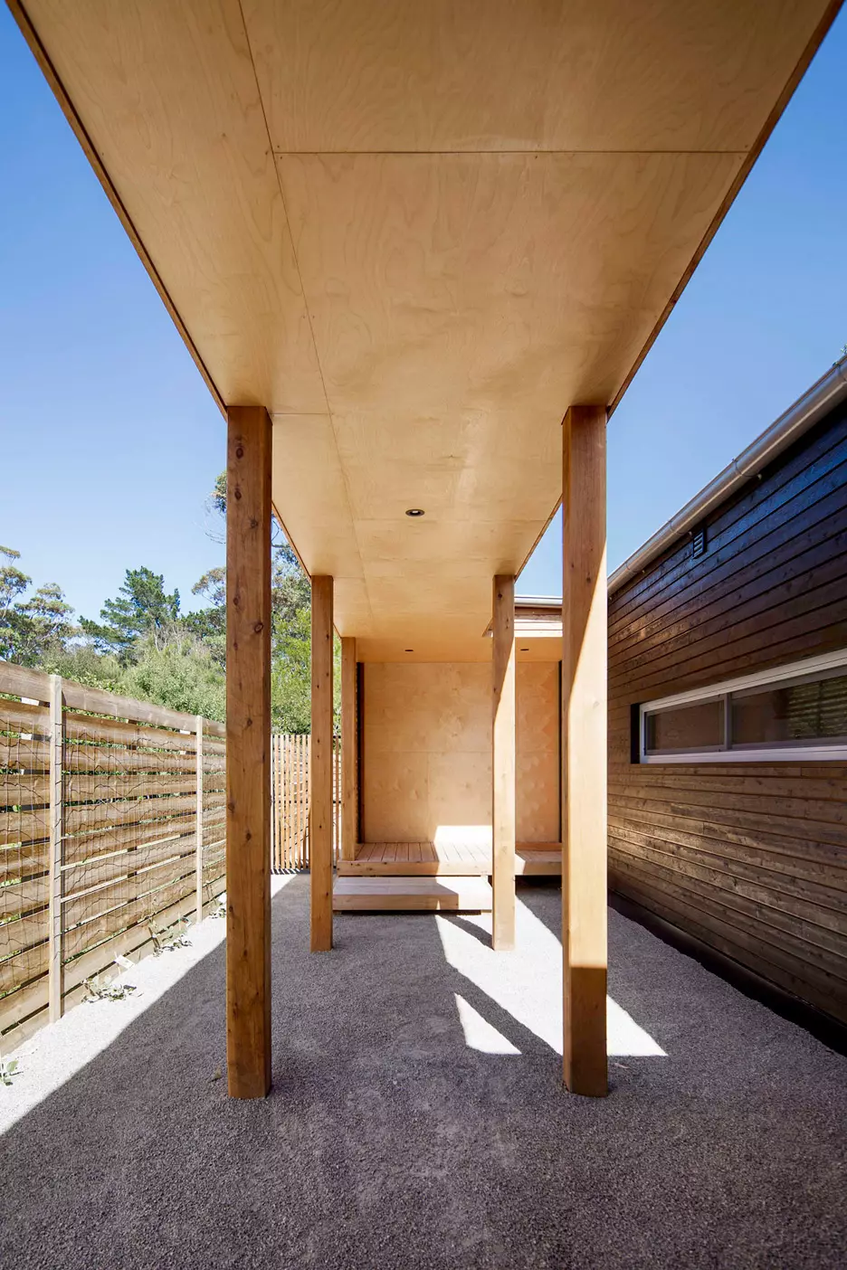 House In Somers ji hêla Adrian Bonomi Architect