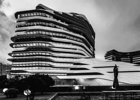 Innovation Tower ndi Zaha Hadid