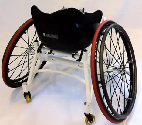 Paralympysk ûntwerp: 3D printe sitten foar rolstoel basketbal