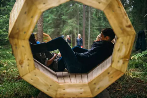 Megáfonos Kingsize desconectados por estudiantes de arquitectura de interiores de la Academia de Artes de Estonia