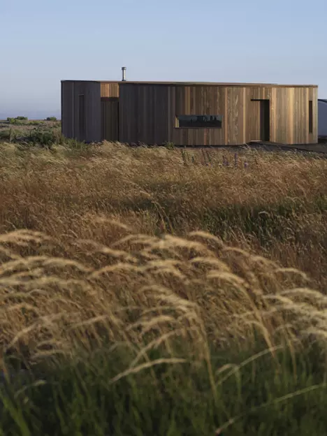 El Ray at Dungeness Beach vum Simon Conder Associates