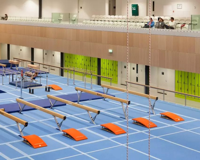 Sportcampus Zuiderpark minn FaulknerBrowns