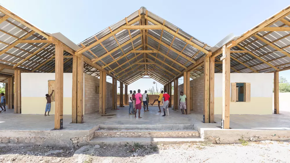 Bonaventura Visconti di Modrone tərəfindən Haiti uşaq evi
