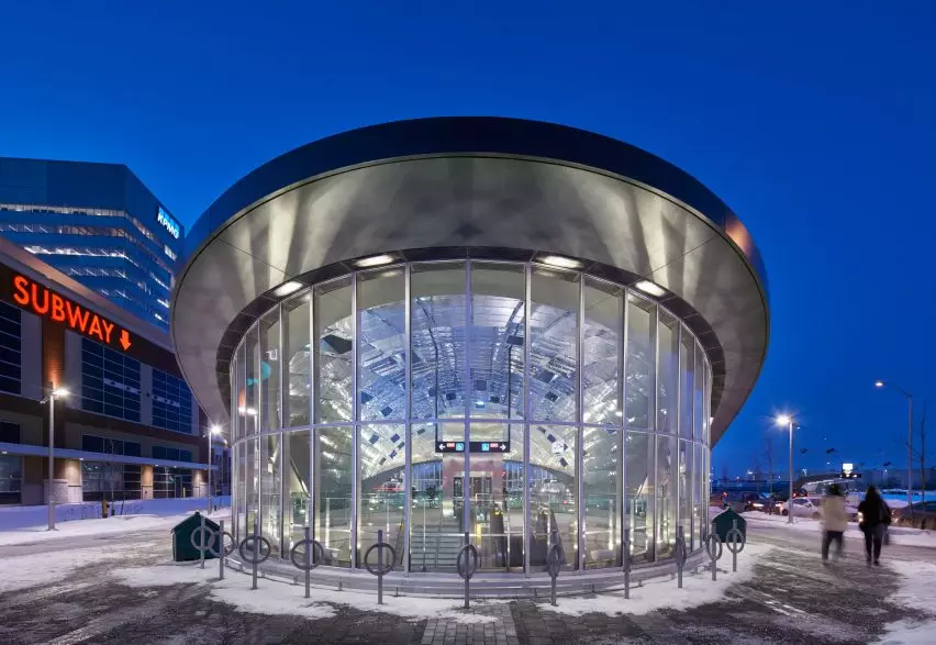 Vaughan Metropolitan Center Station troch Grimshaw Architects