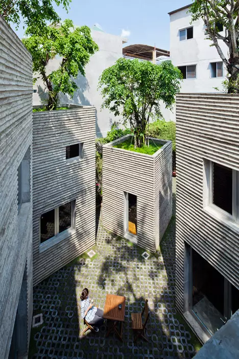 Dom pre stromy od Vo Trong Nghia Architects