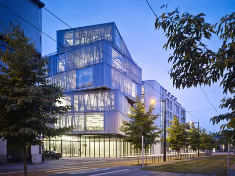 Un bâtiment tout en aluminium de Marc Mimram ajouté à l'école d'architecture de Strasbourg