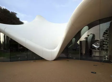 Galeri Serpentine Sackler ku Arsiték Zaha Hadid