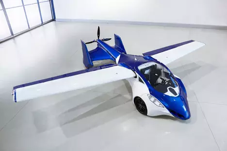 Protótipo de carro voador AeroMobil 3.0