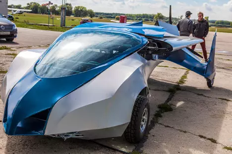 Aeromobil uçan araba