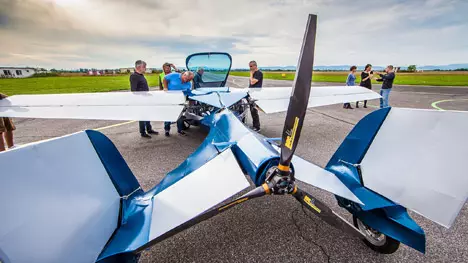 Aeromobil uçan araba