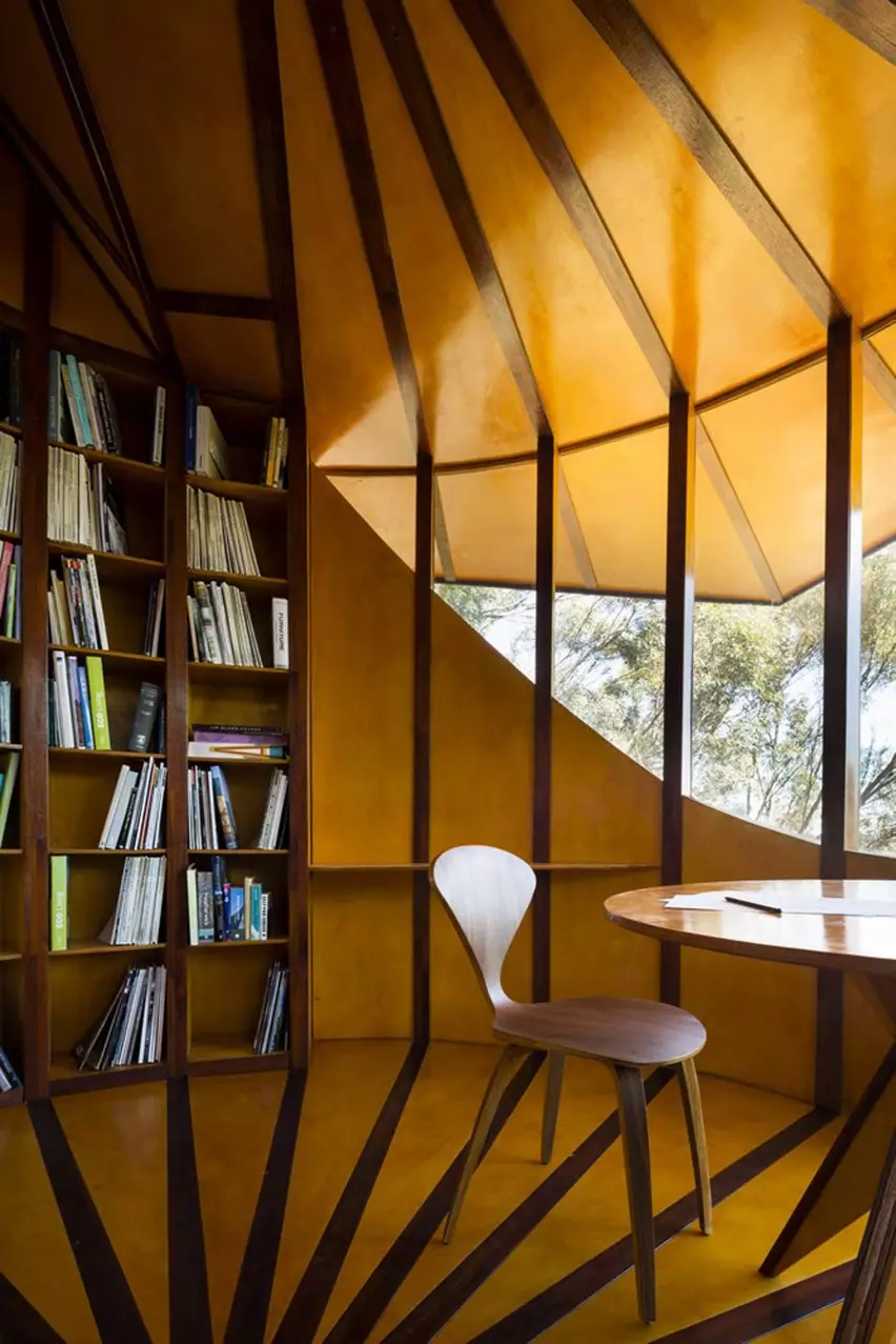 Estudio Tree Top de diseño propio, Australia, por Max Pritchard