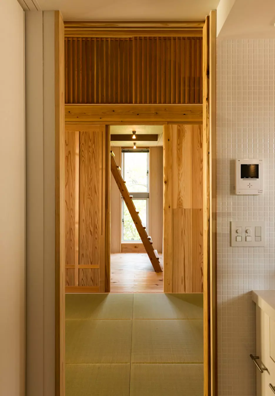 Casa Inari de la Tokmoto Architectures Room din orașul Niigata, Japonia