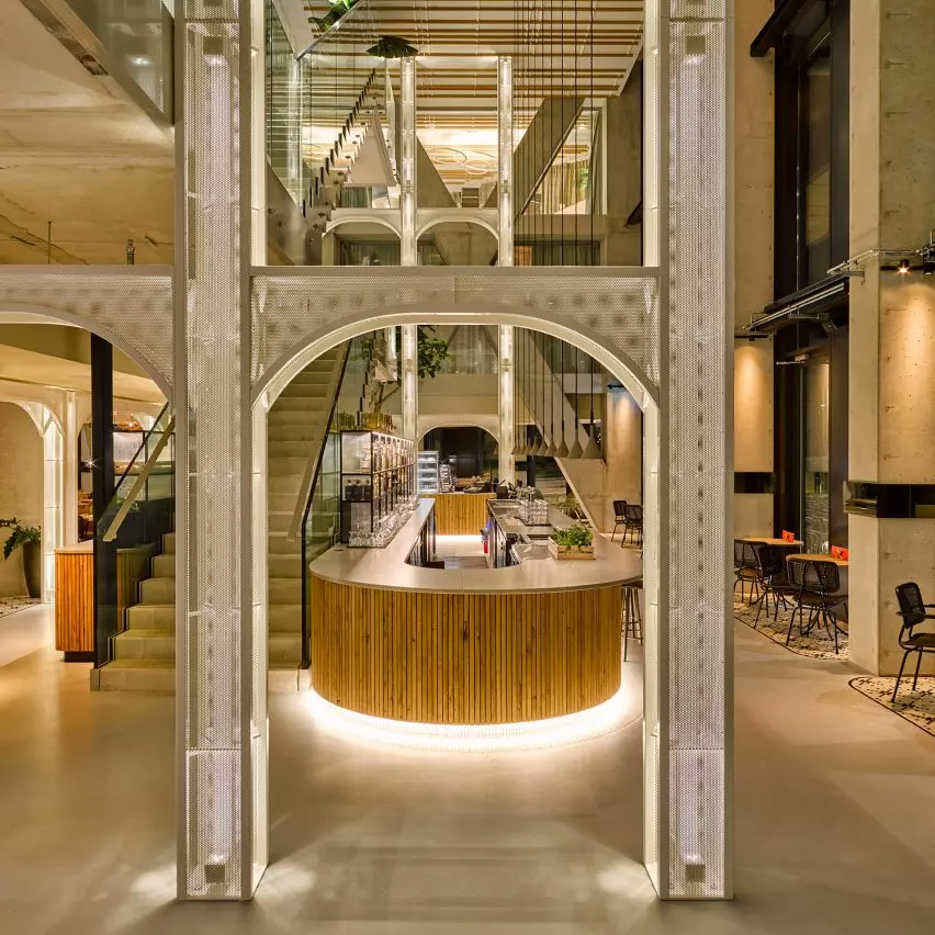 Interieur Design Aarbechtsplazen: Junior Interieur Designer bei Conran + Partners zu Hong Kong, China