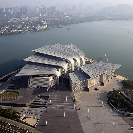 Wuxi Grand Theatre na PES-Architects