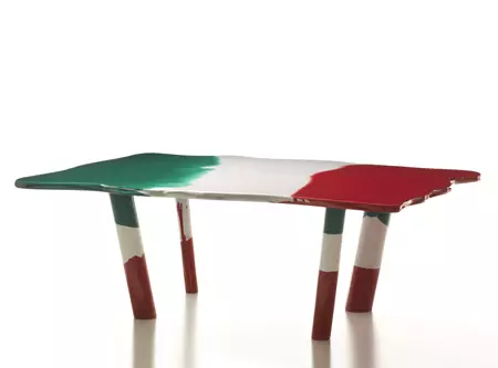 Table Italia par Gaetano Pesce pour Cassina