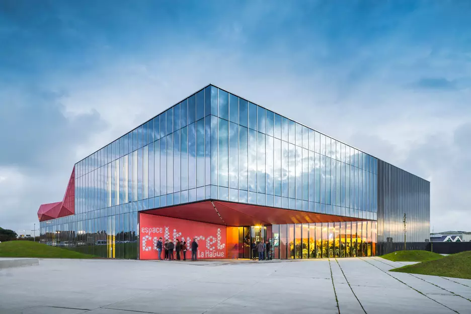 Espace Culturel de La Hague by Peripheriques