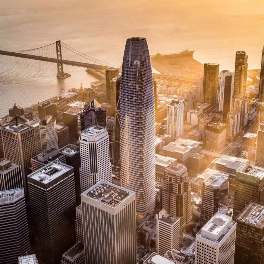 Topp 10 skyskrapere: Salesforce Tower av Pelli Clarke Pelli