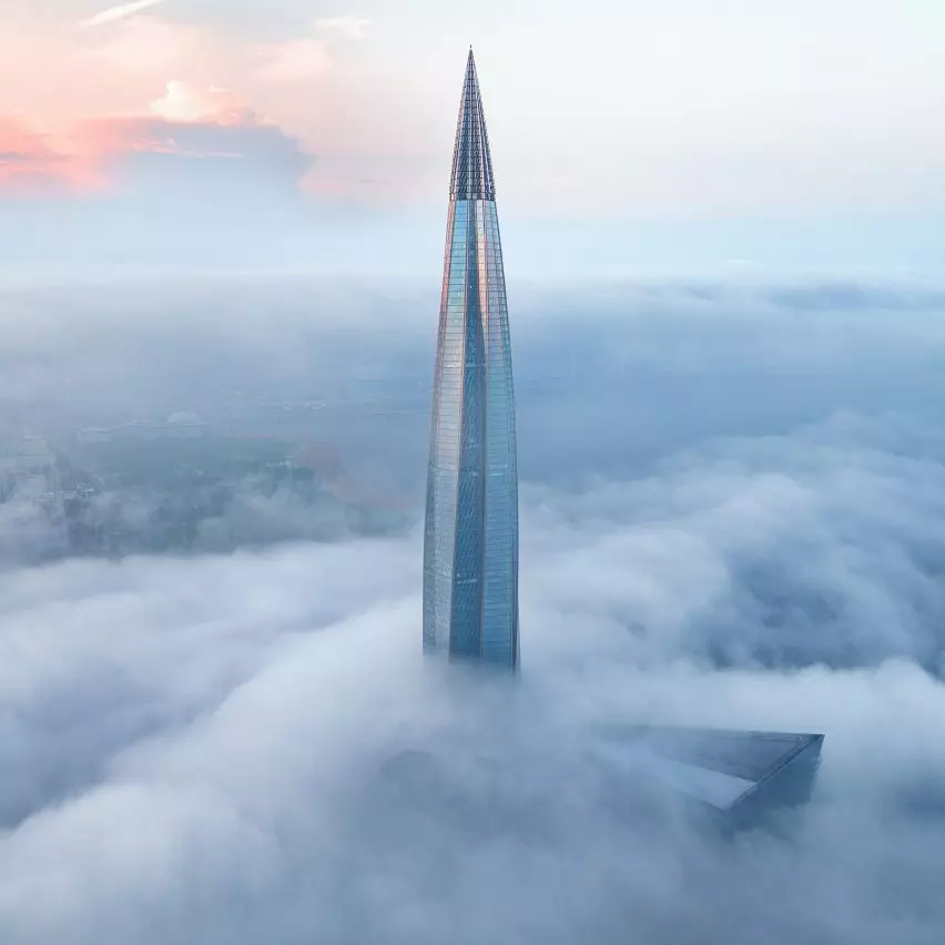 10 skyscrapers gorau: Canolfan Lakhta gan RMJM