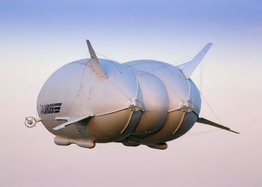 airlander-10_hybrid-air-vehicles_first-flight_dezeen_1704_slideshow_7