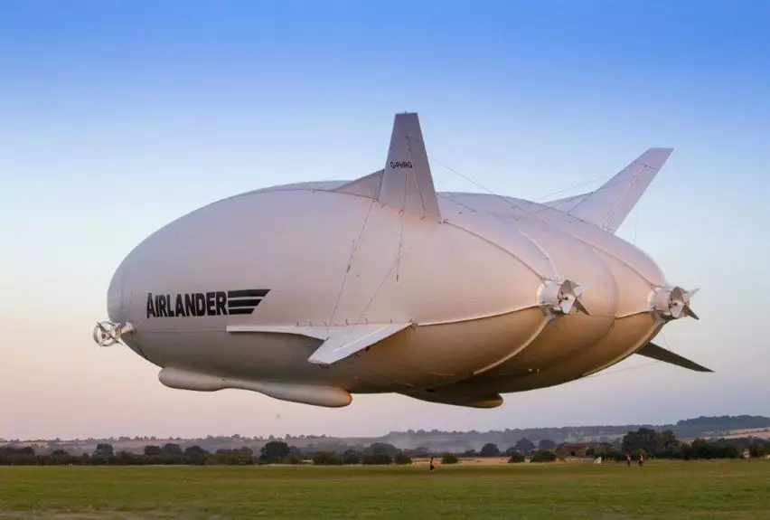 airlander-10_aire-ibilgailu-hibridoak_lehen-hegaldia_dezeen_1704_5