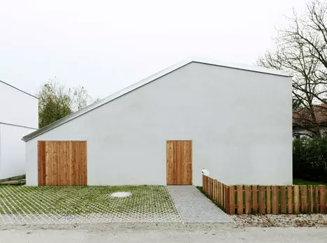 Low Budget brik kay pa Triendl und Fessler Architekten