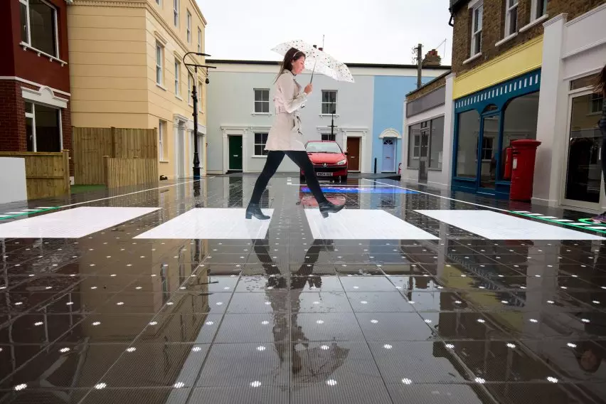 Umbrellium développe un croisement lumineux qui n'apparaît qu'en cas de besoin 58422_4