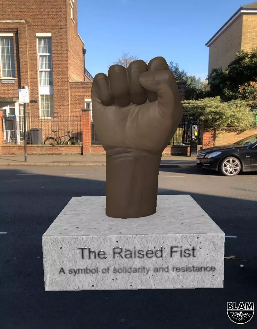 Unha primeira estatua negra en relieve de RA que conmemora o boicot dos autobuses de Bristol da aplicación BLAM Black History