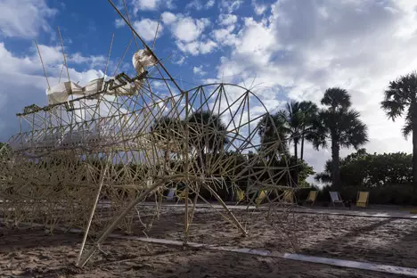 Strandbeest autorstwa Theo Jansen