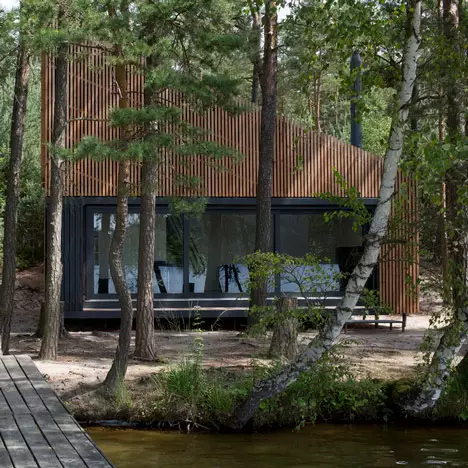 Lake Cabin troch FAM Architekti